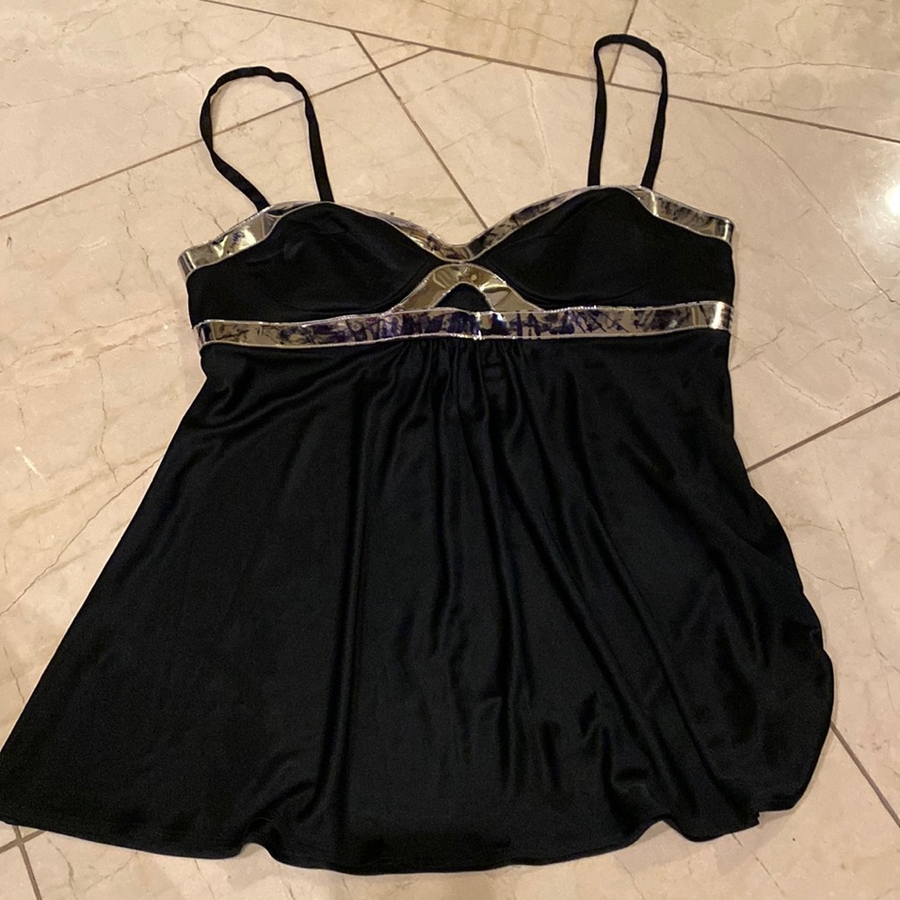 Versace Black Top With Marked Silver Detail - Gem
